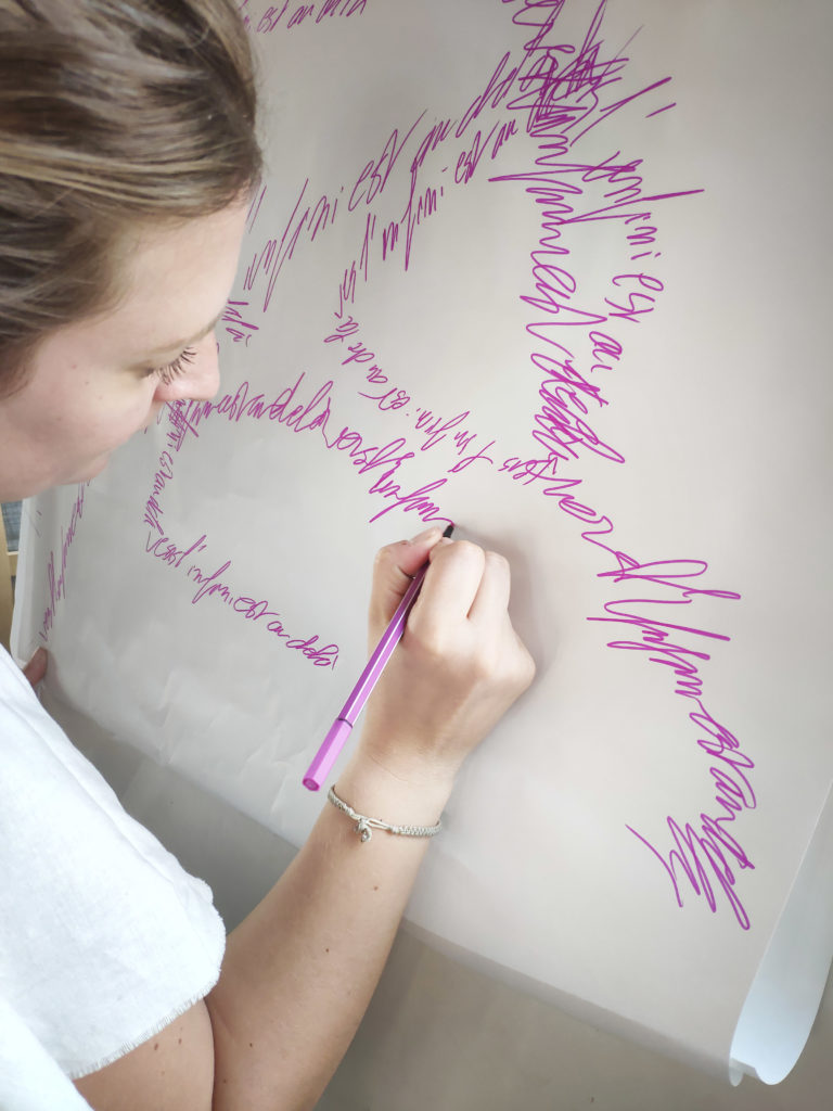 19 juin 2019 : du trait / au point. • Points Traits Tâches